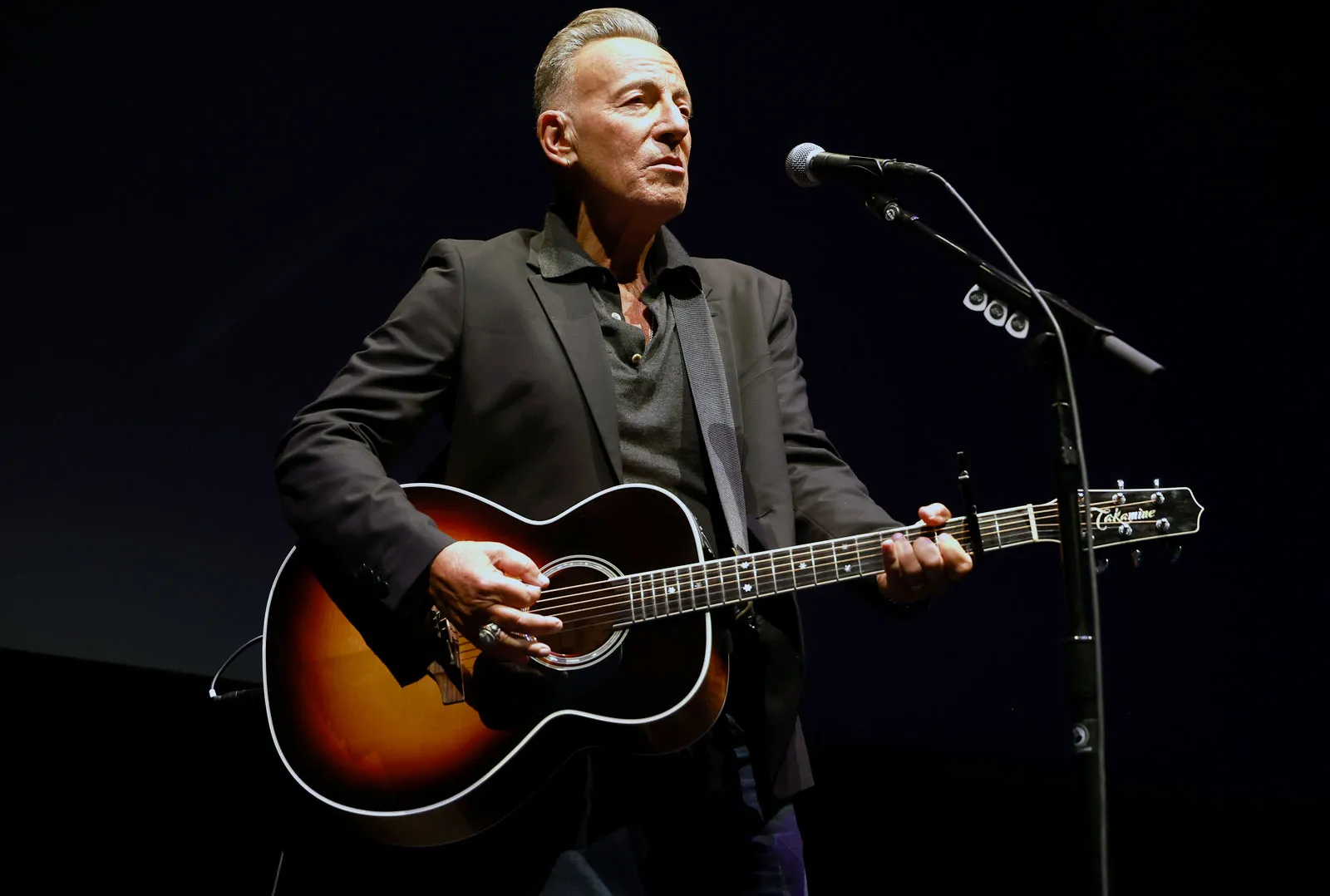 Top 10 Rock Singers Who Defined Music In 2026 Legends You Must Know